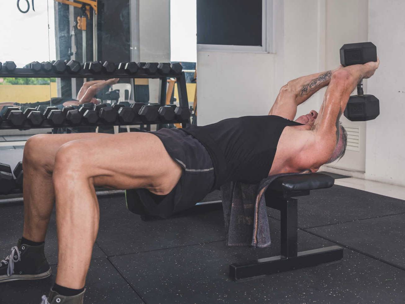 Dumbbell Pullover Nasıl Yapılır? Nereyi Çalıştırır? | MACFit